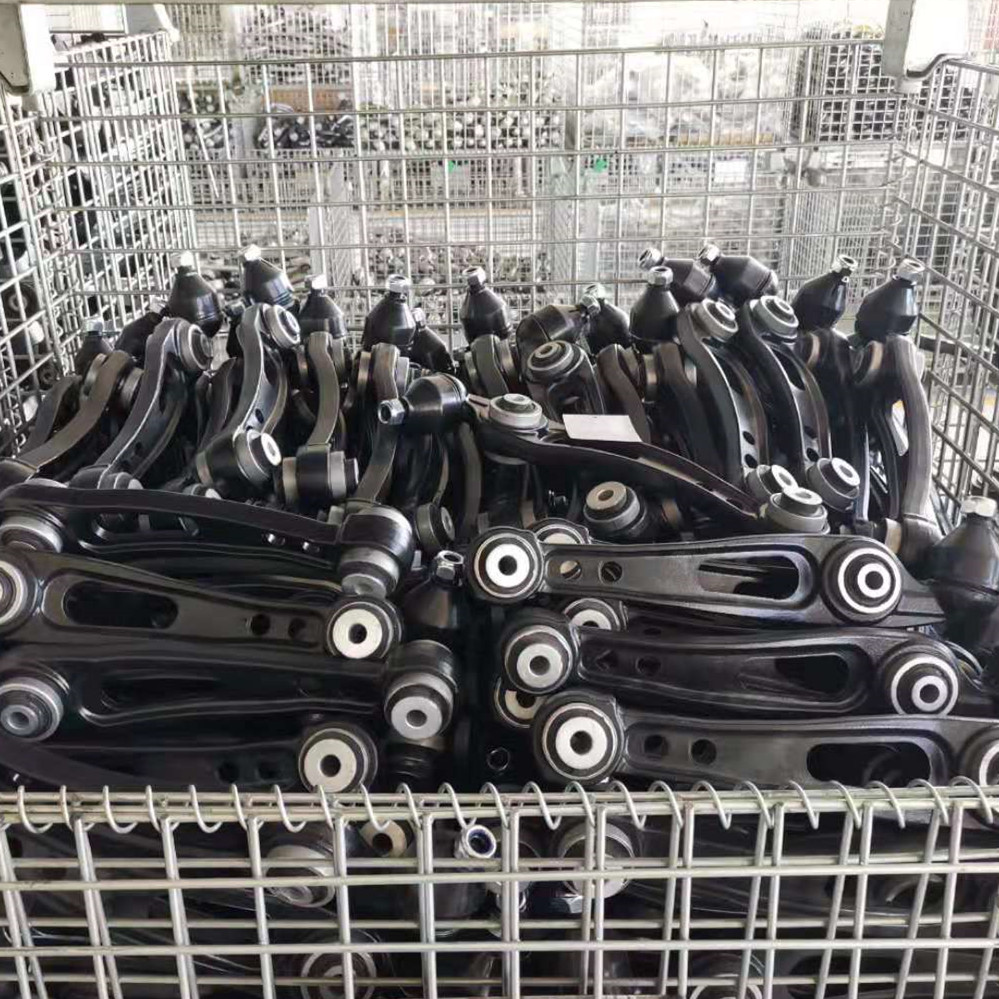 Control Arm OE LR045243 for RANGE ROVER SPORT - Buy Front left lower ...